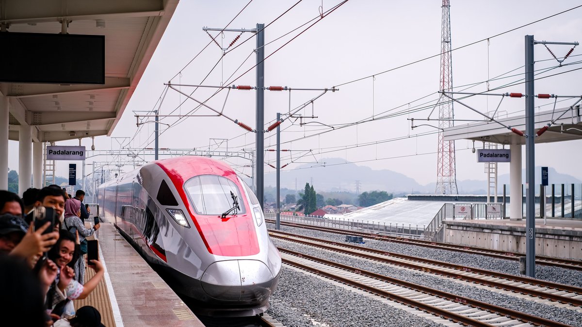 China built more than 50,000 kilometers of high-speed rail in 17 years ...